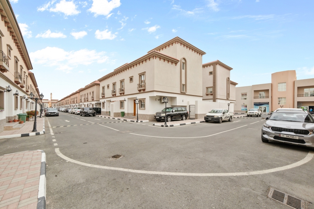 Retaj Gardens – Beautiful Villas in Qatar